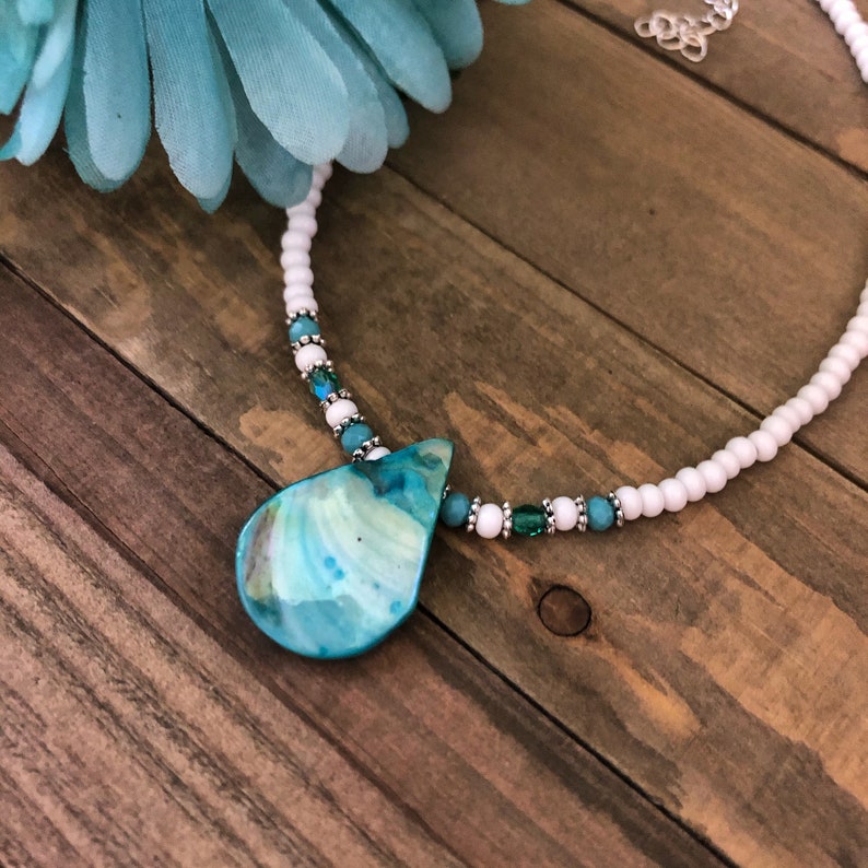Beaded Shell Necklace/shell Necklace/beach Jewelry/shell Beach - Etsy