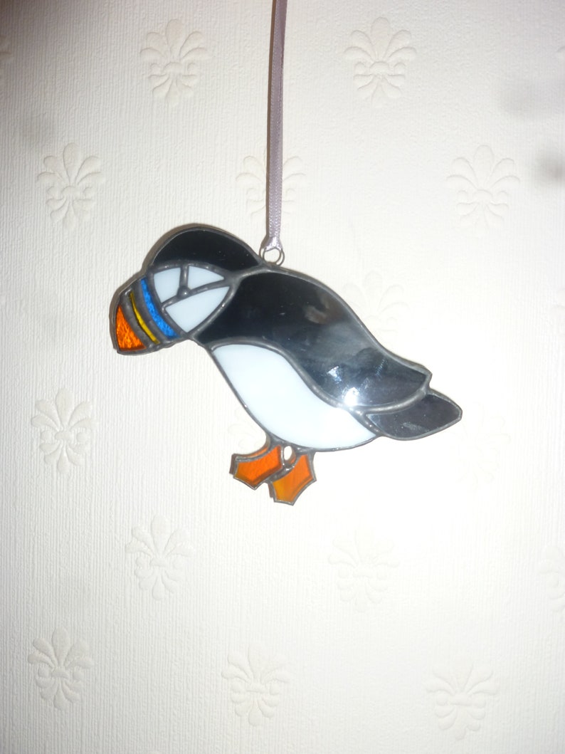 Stained Glass puffin suncatcher パフィンBird suncatcher. | Etsy