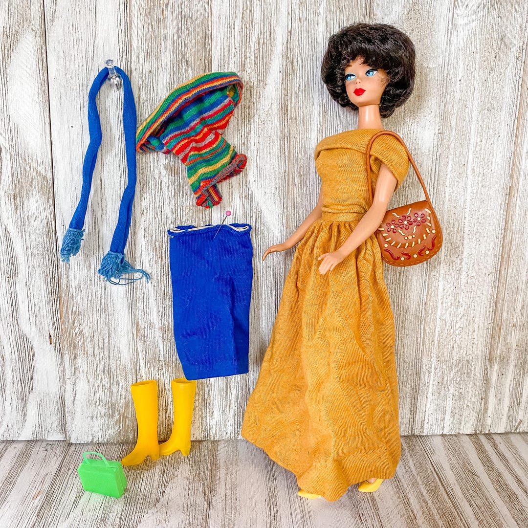 1964 Vintage Barbie Golden Evening 1610 Mustard Yellow Knit Glitter ...