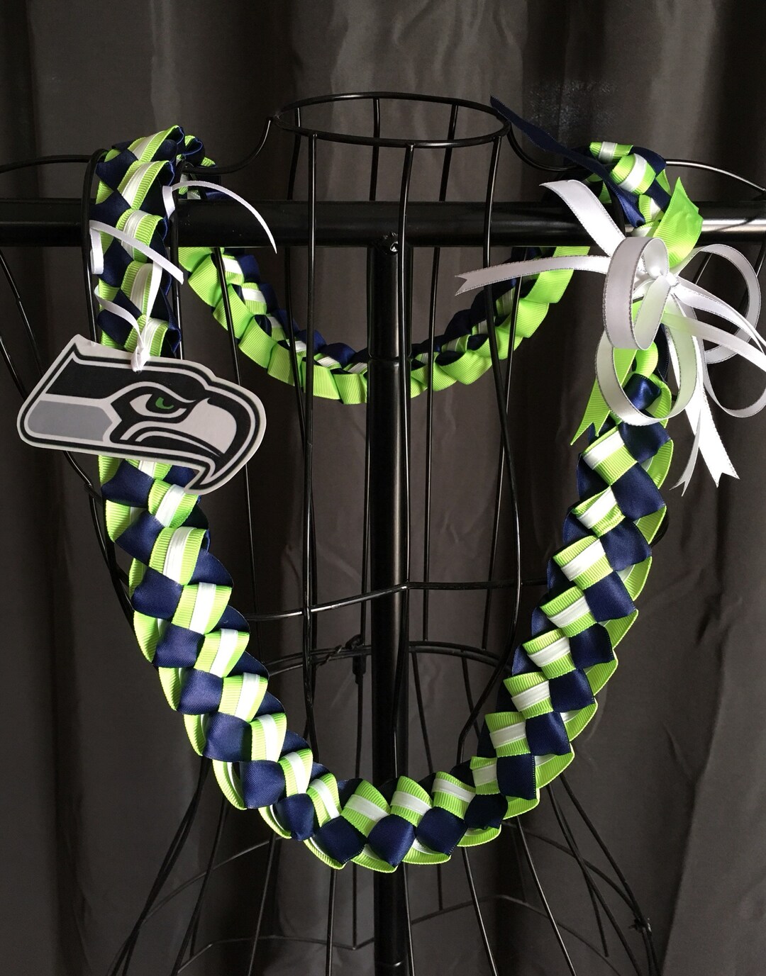SEATTLE SEAHAWKS Themed Hawaiian Ribbon LEI - Graduation Birthday ...
