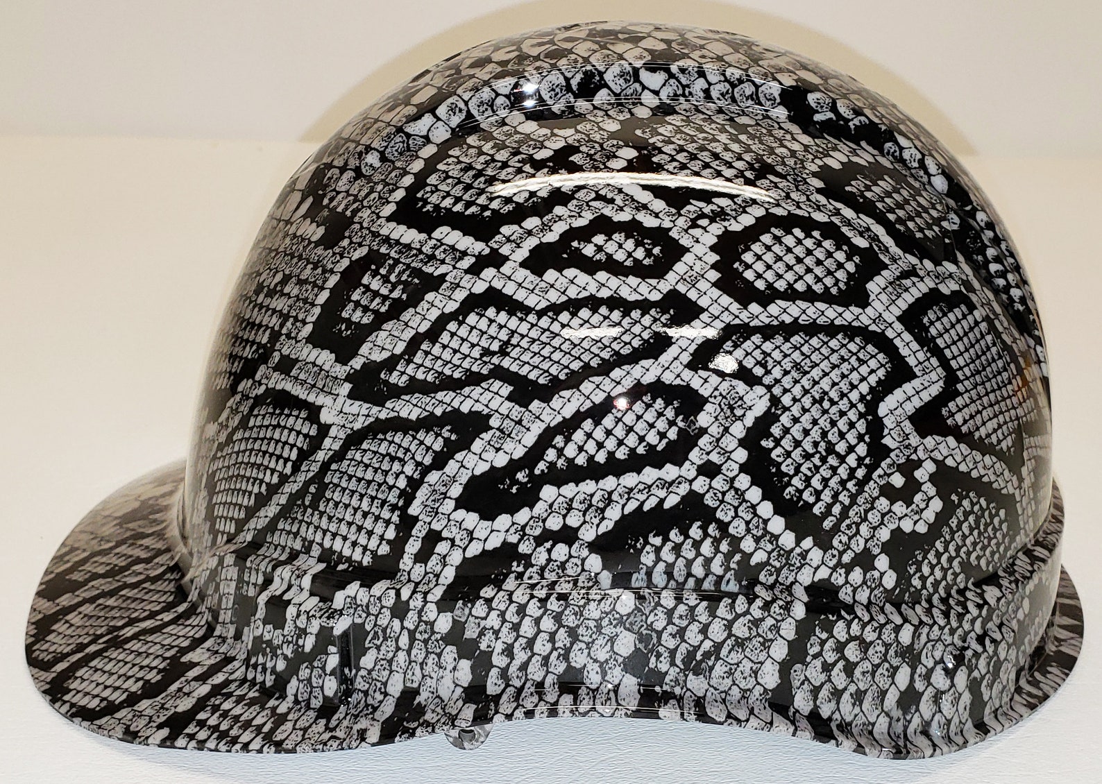Hydro Dip Hard Hat Gray Snake Skin Pyramex Ridgeline Protective Helmet ...