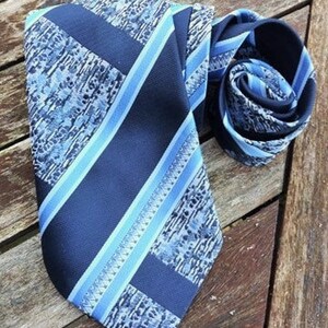 Dark Blue Black Gray and Blue Diagonal Striped Tie Vintage Neckties ...