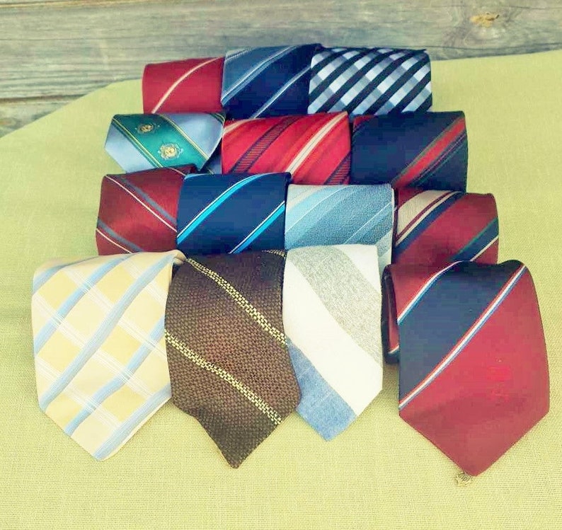 Set of 14 Striped Vintage Neckties, Different Color Pattern Neckties ...