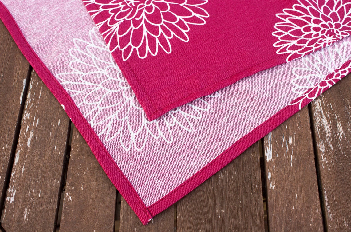 Dark Red Table Runner Tablecloth Table Toppe Table Decor - Etsy