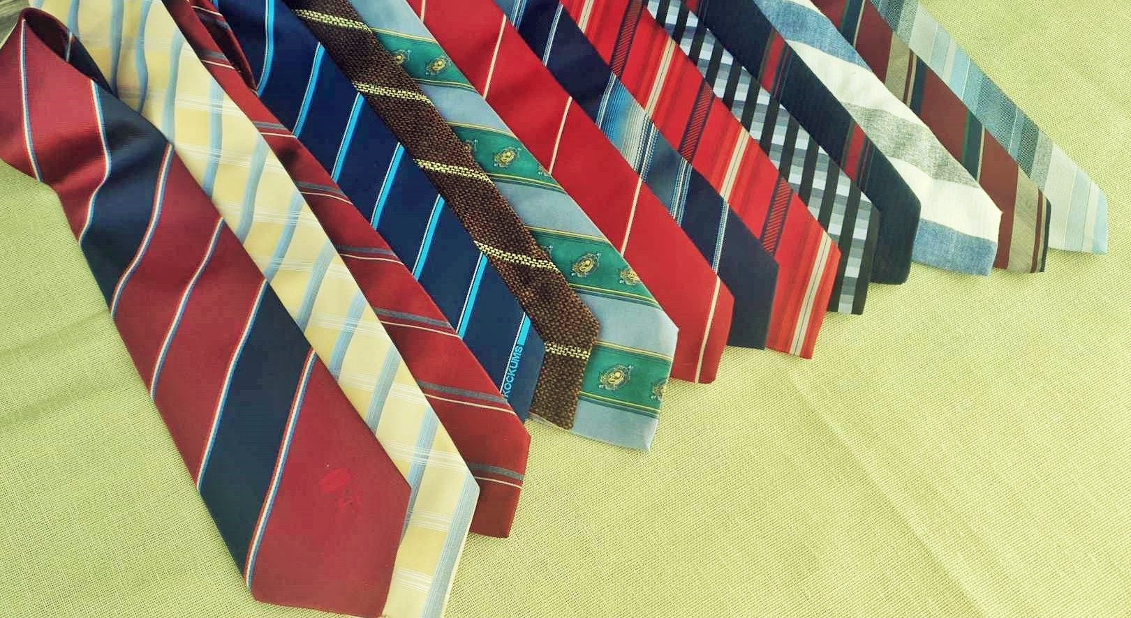 Set of 14 Striped Vintage Neckties, Different Color Pattern Neckties ...