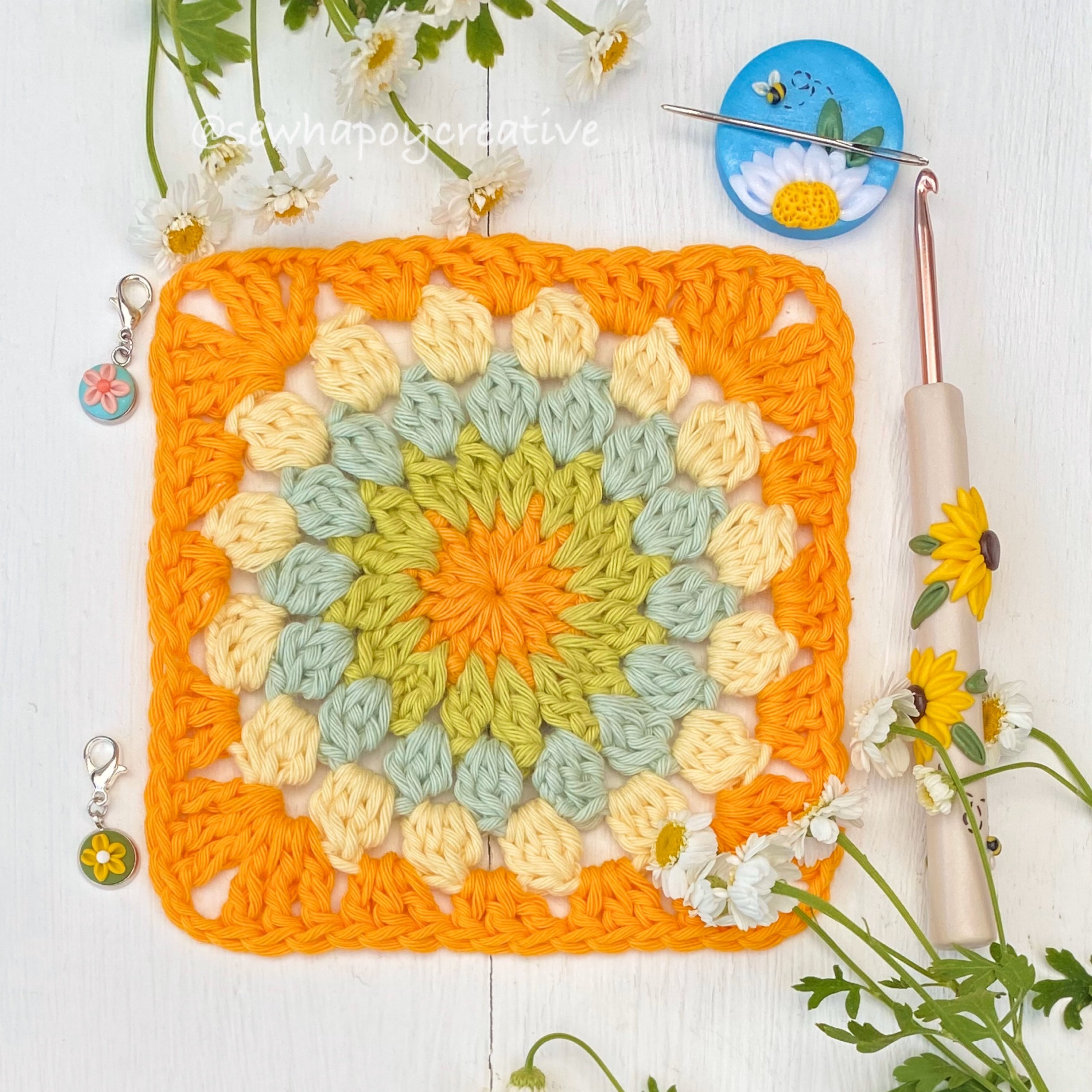 Sunburst Granny Square Crochet Pattern: Photo Tutorial (PDF Pattern ...