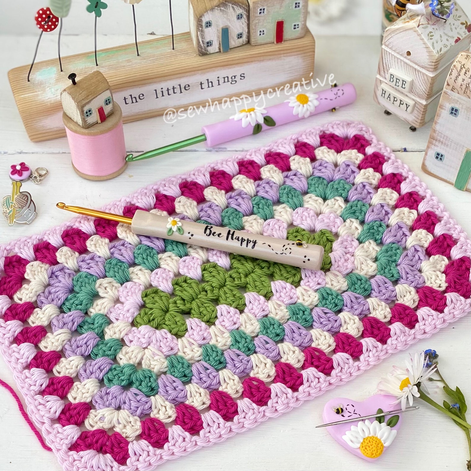 Rectangle Granny Square Crochet Pattern: Photo Tutorial (PDF Pattern ...