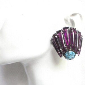 SCHREINER NY Arch Ruffle Brooch & Matching Clip Back Earrings Purple ...