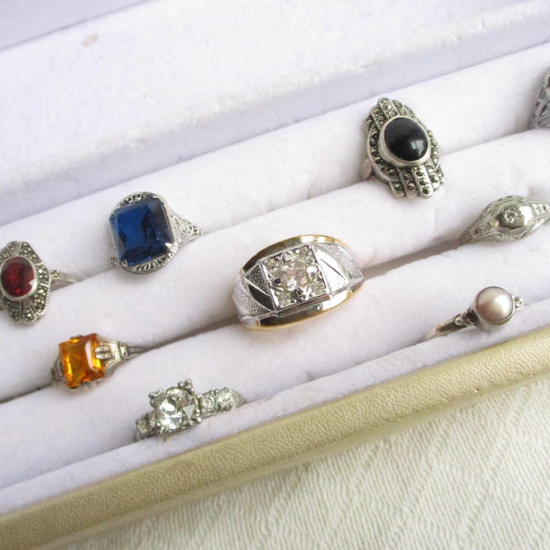 18kt Gold Ring Size 4 - Etsy