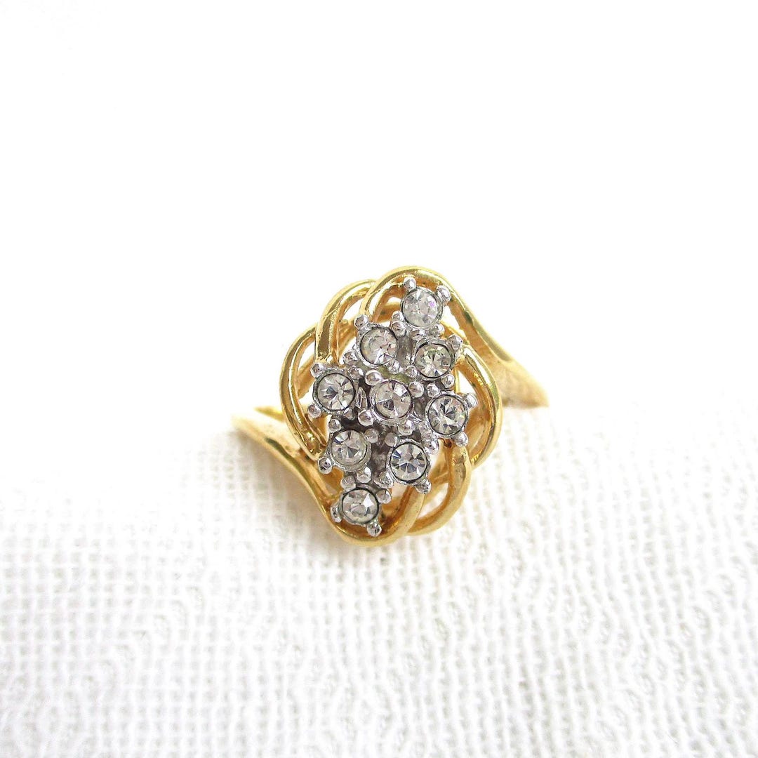 UNCAS Rhinestone Large Face Vintage Ring - US Size 8 1/4 - Hallmarked ...