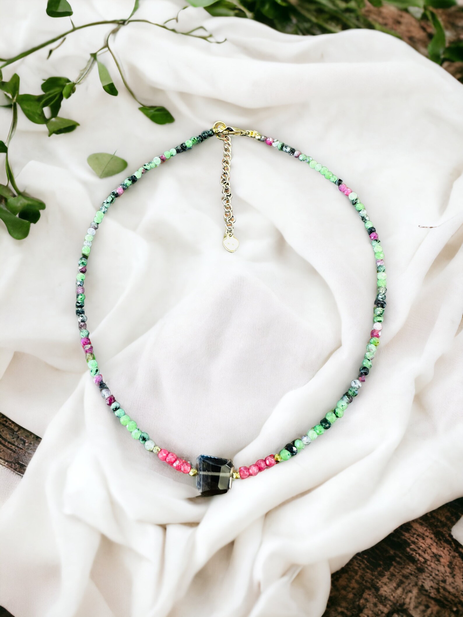 Charming Natural Ruby & Malachite Stone Beads Necklace With Smoky ...