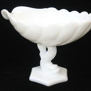 Westmoreland Dolphin Footed Shell Dish White Milk Glass Fruit - Etsy