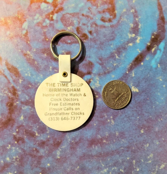Vintage Plastic Clock Keychain from the Time Shop in … - Gem