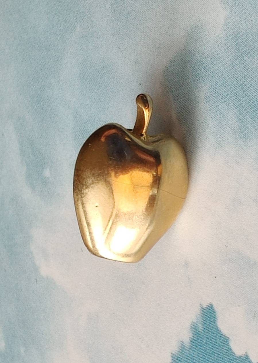 Vintage Gold Tone Apple Lapel Pin - Etsy