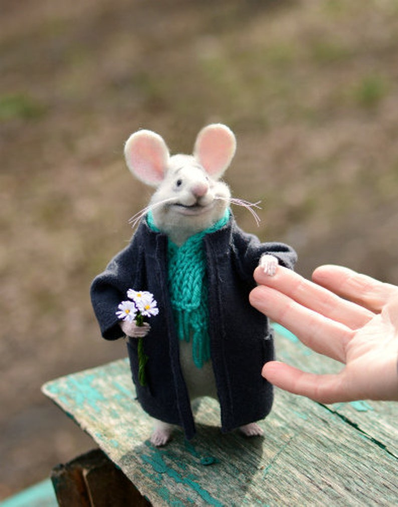 MADE TO ORDER Rat in Coat Felting Rat Rat in Clothes White - Etsy