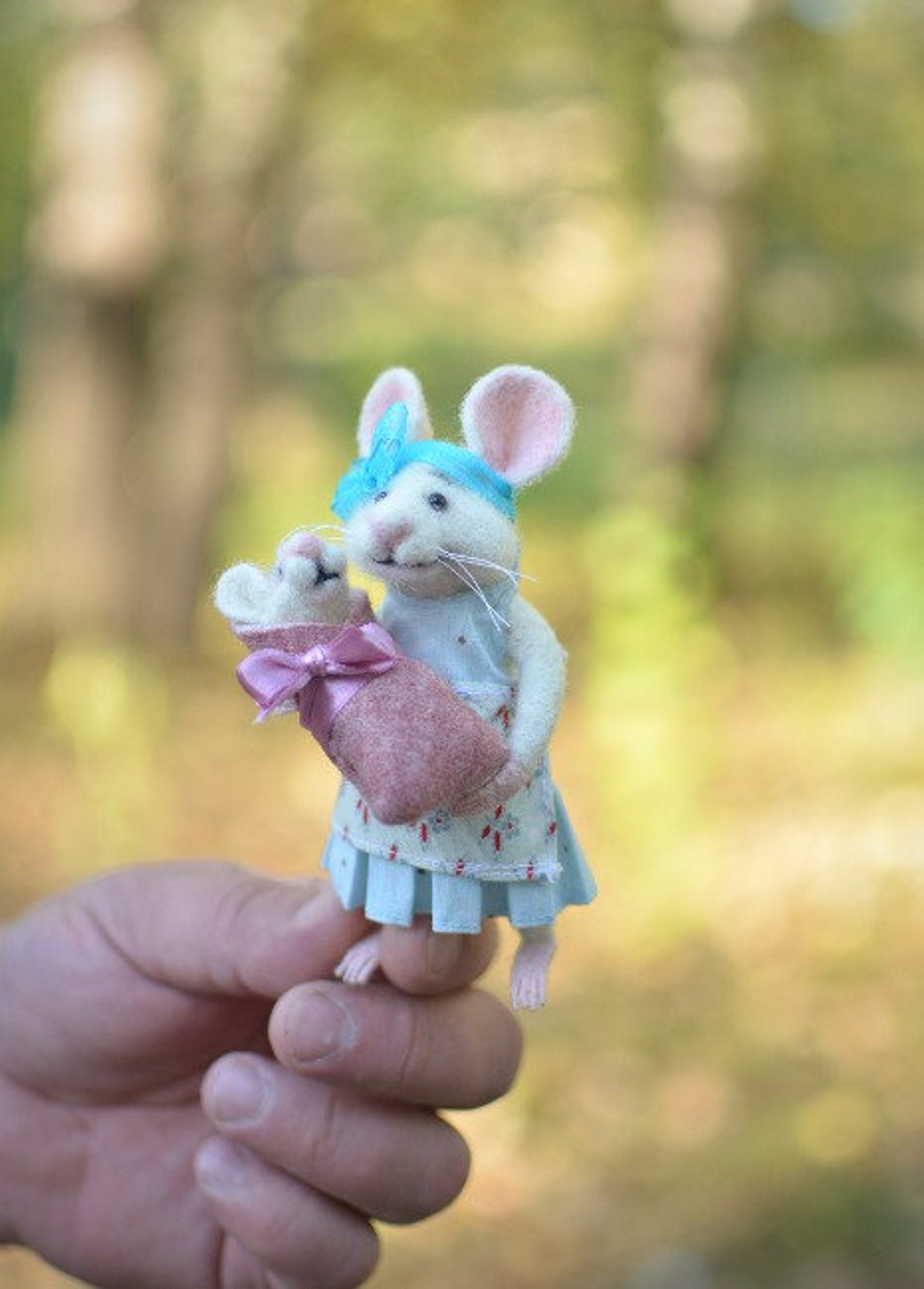 Made to Order Mother Mouse Mouse-wife of an Innkeeper Mouse - Etsy