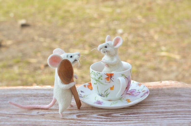 MADE TO ORDER White mice Mouse in the cup Cute mouse Mouse on | Etsy