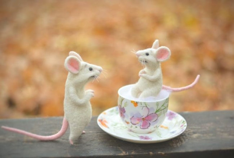 MADE TO ORDER White Mice Mouse in the Cup Cute Mouse Mouse on - Etsy
