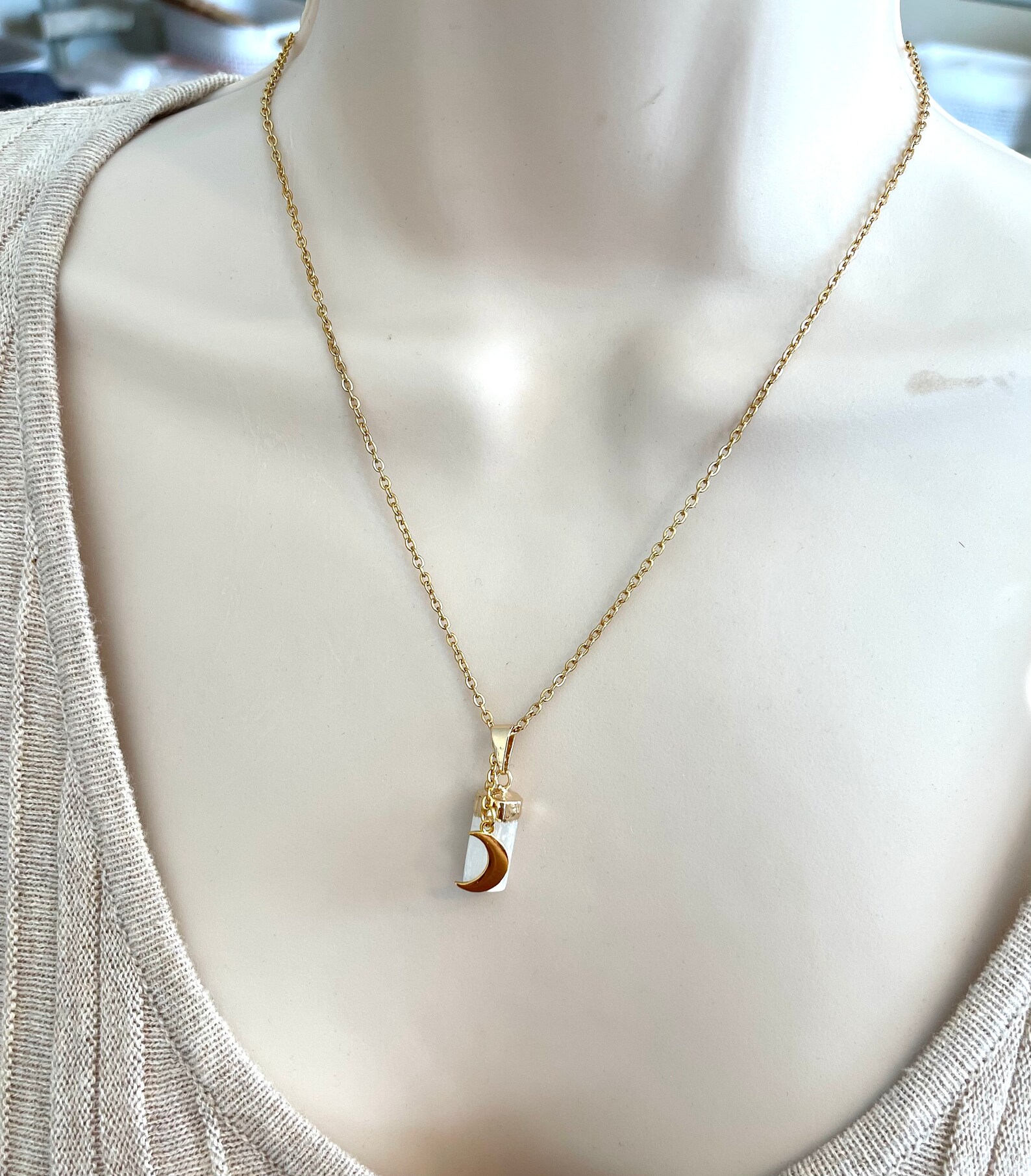 Selenite Necklace Selenite Crystal Necklace Healing - Etsy