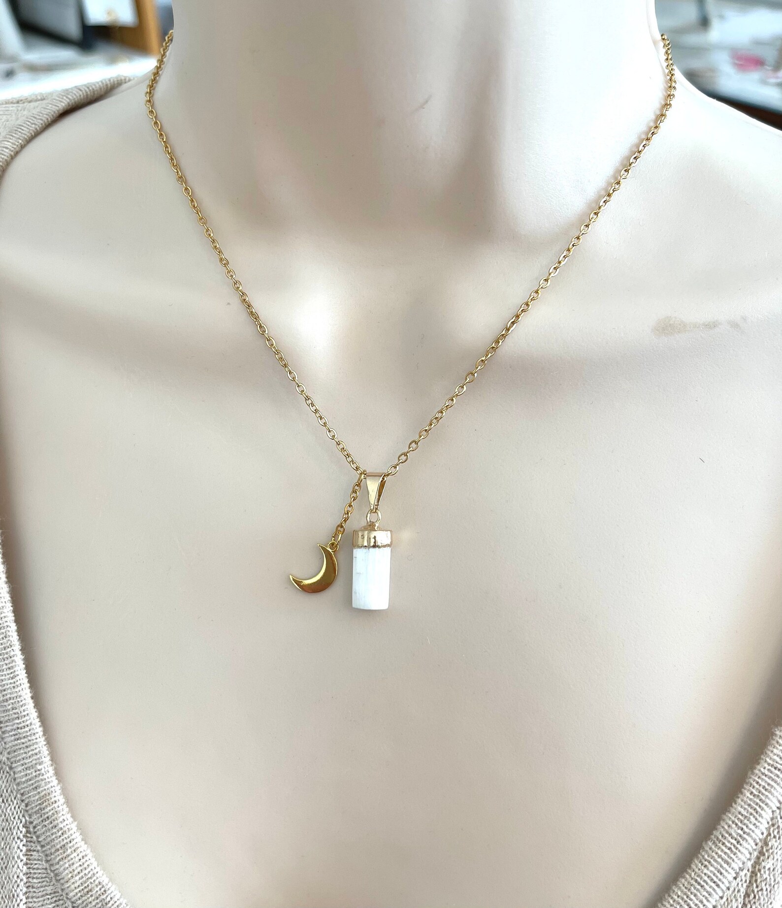Selenite Necklace Selenite Crystal Necklace Healing - Etsy