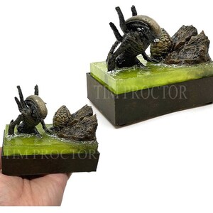 ALIEN XENOMORPH Mini Diorama - Etsy