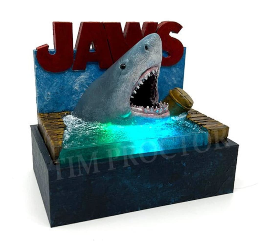 Shark Light up Diorama - Etsy