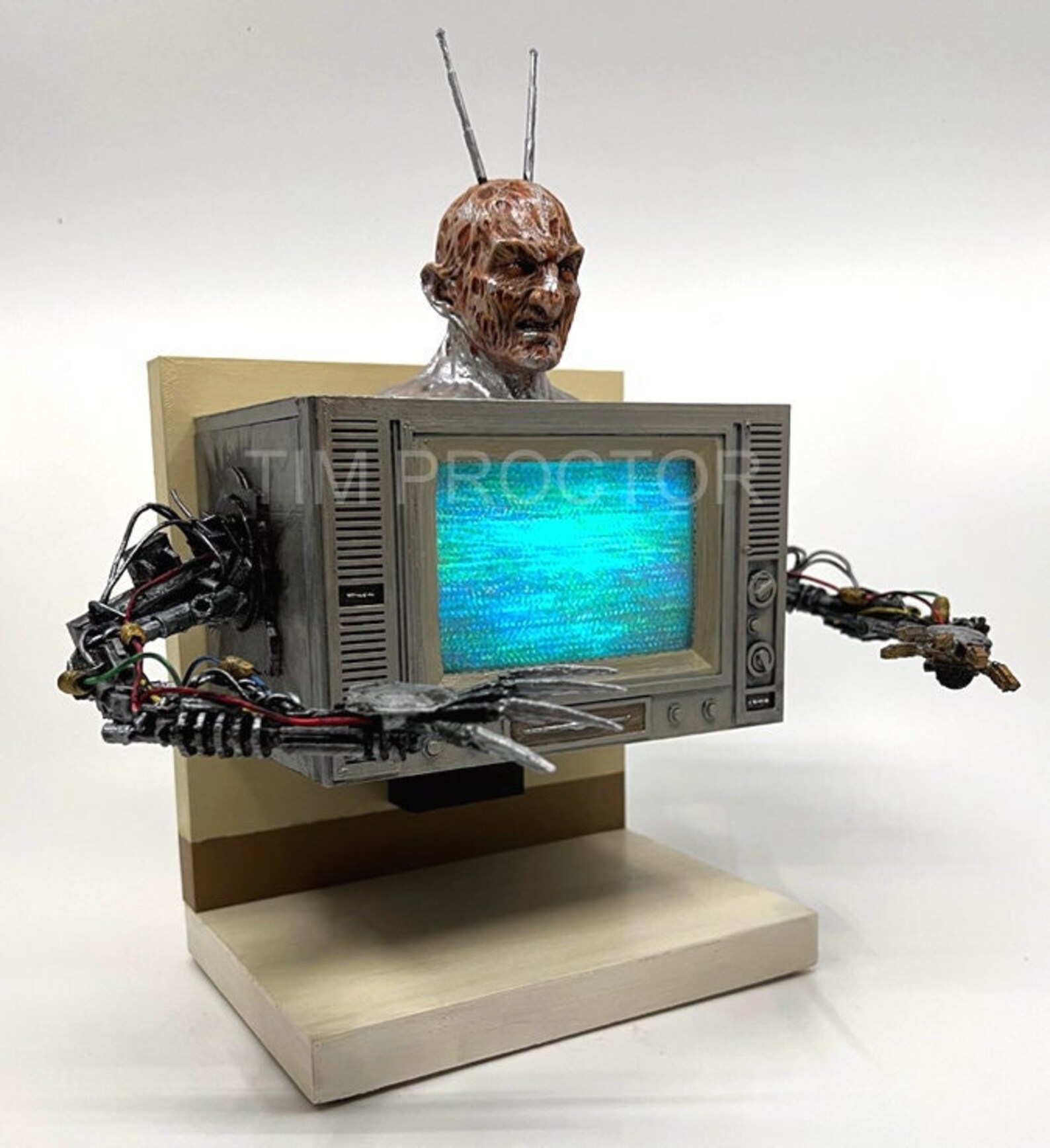 Freddy TV XL Deluxe Light up Diorama - Etsy
