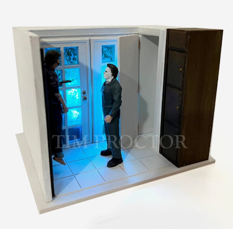 Michael Myers and Bob Halloween Deluxe Light up Diorama - Etsy