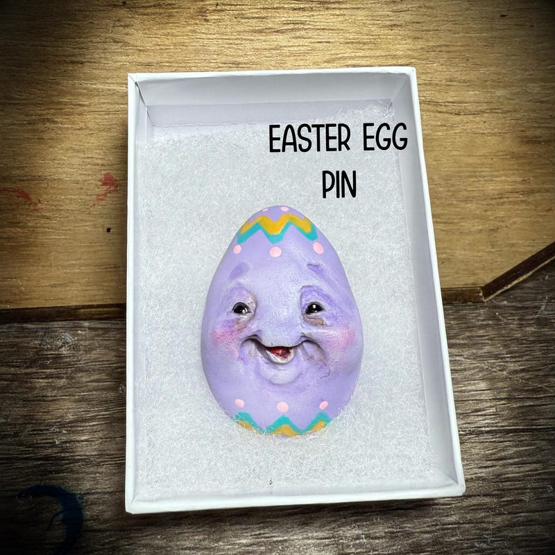 Easter Egg Brooch - Etsy