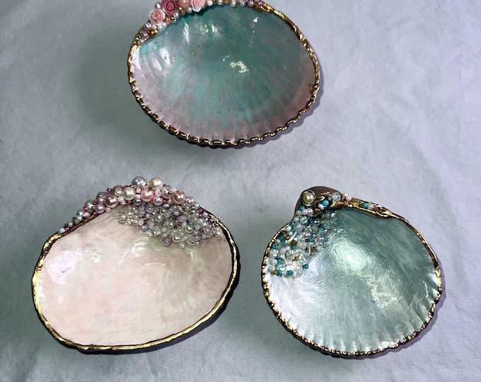 Clam Shell Ring Dish, Clam Shell Jewelry Dish, Trinket Holder, Unique ...