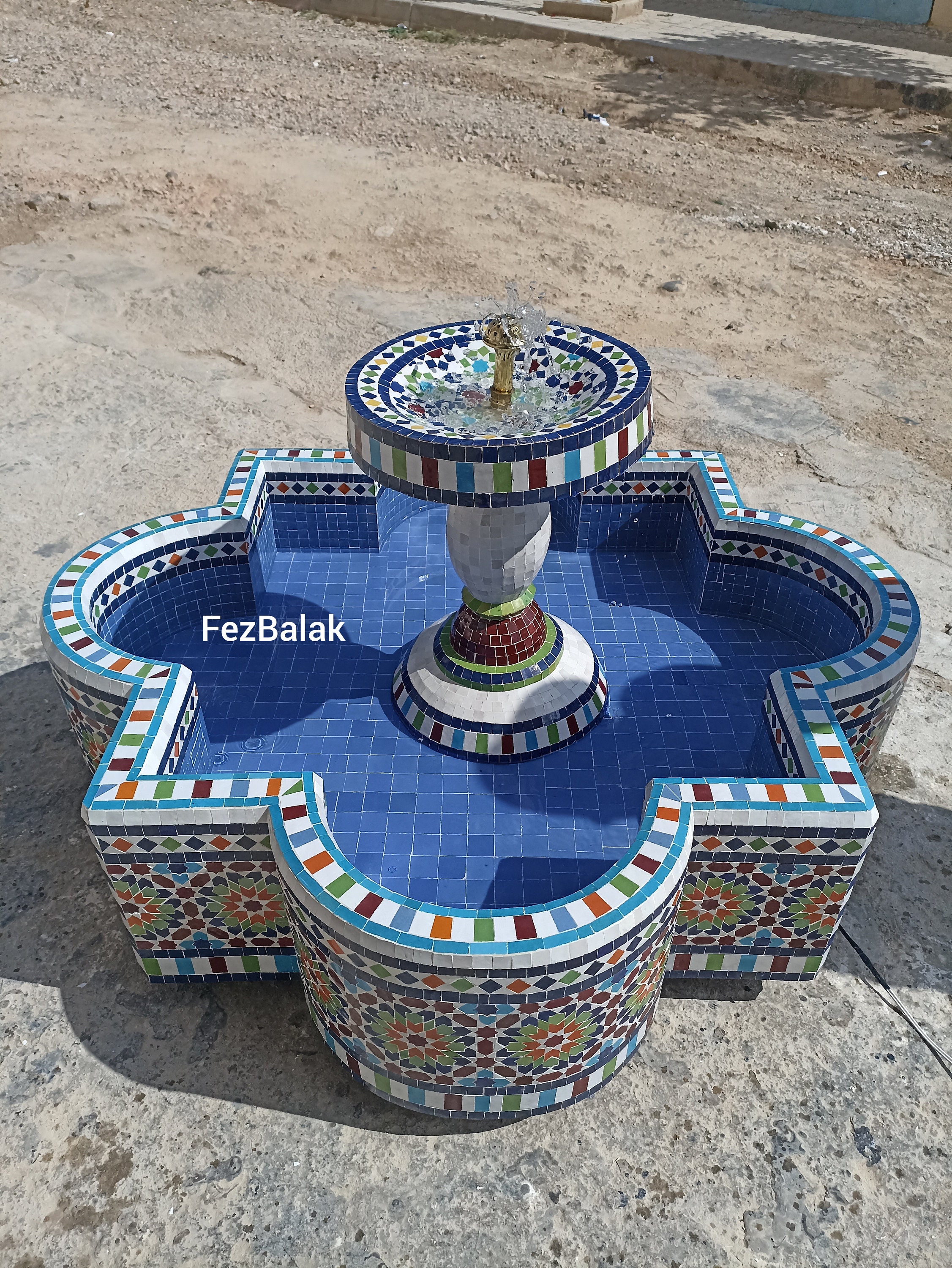 Mosaic Tile Water Fountain Statement Garden Decor Outdoor Central ...