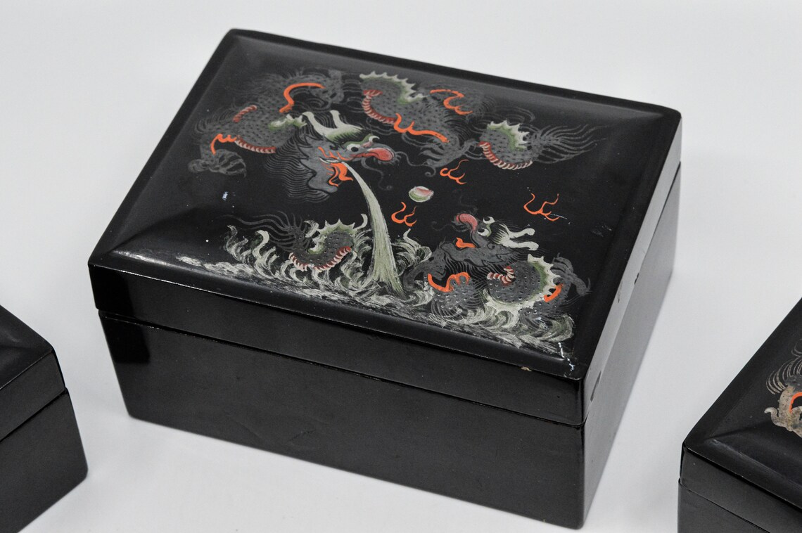 Vintage Chinese Lacquer Set of Stacking Boxes With Dragon - Etsy