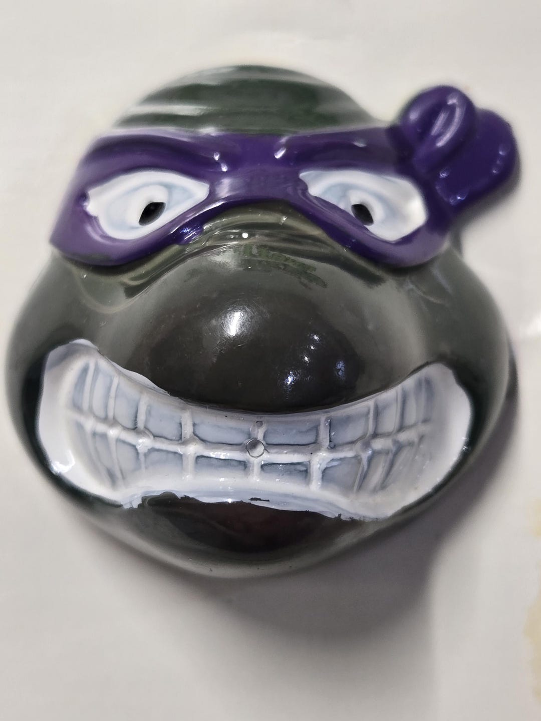 One Teenage Mutant Ninja Turtles Buttons by R & C Mirage Studios, USA ...