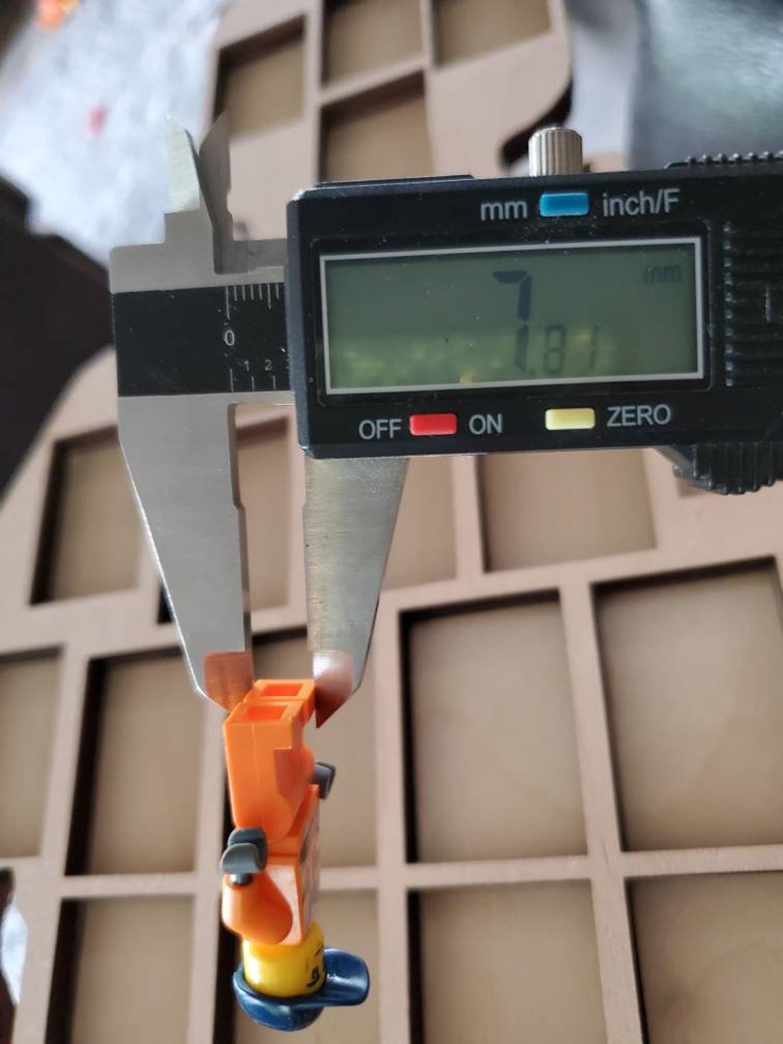 Machine Man L Building Block Compatible L Figure Display Case - DIGITAL ...