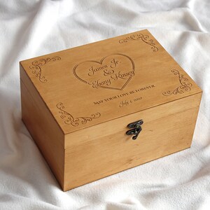 Personalized Wedding Memory Box | Wooden Keepsake Box for Couples ...