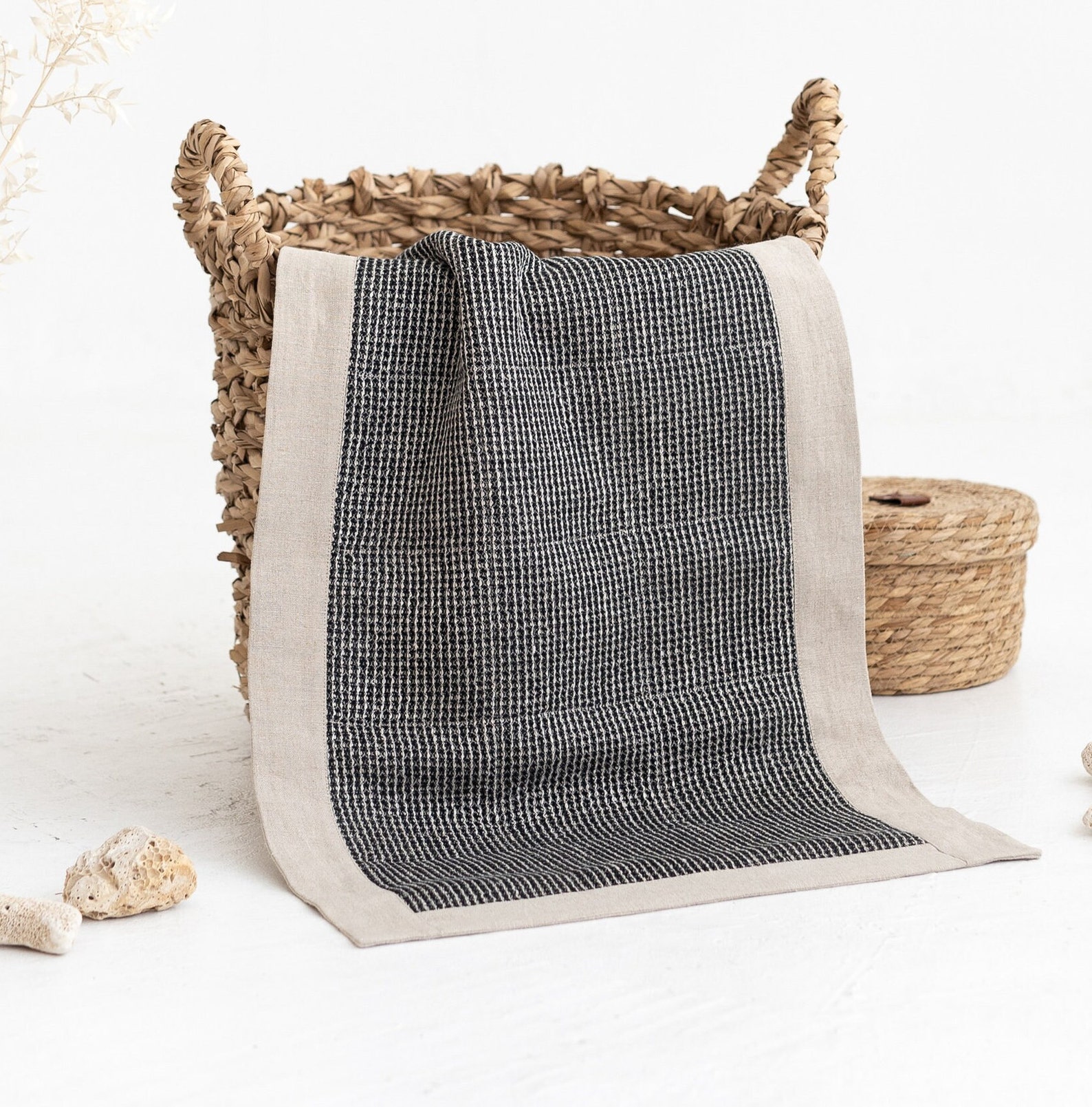 Natural Linen Black Waffle Bathroom Rug, Washable Spa Mat - Etsy