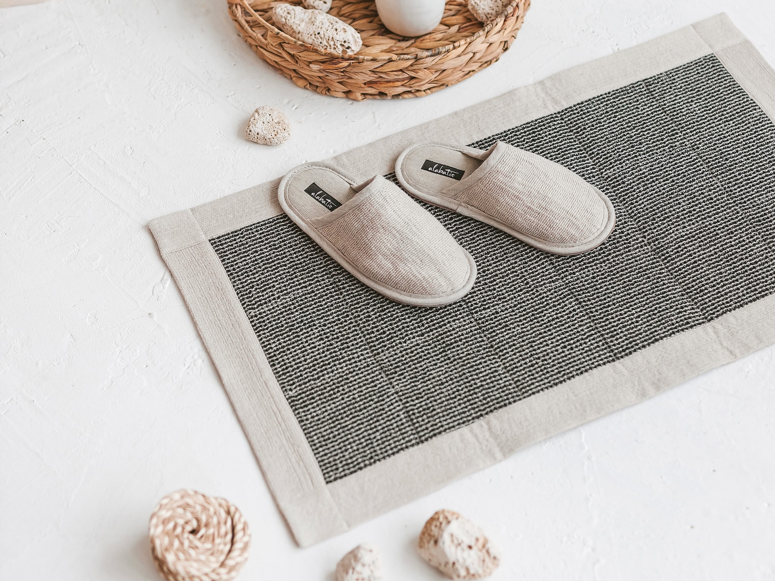 Linen Bathroom Rug Handmade Farmhouse Cotton Black Washable Natural ...