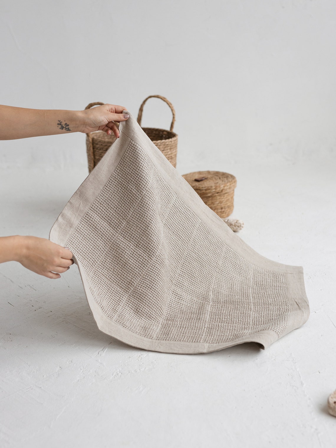 Natural Linen Black Waffle Bathroom Rug, Washable Spa Mat - Etsy