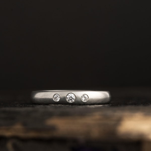 Flush Set Ring - Etsy