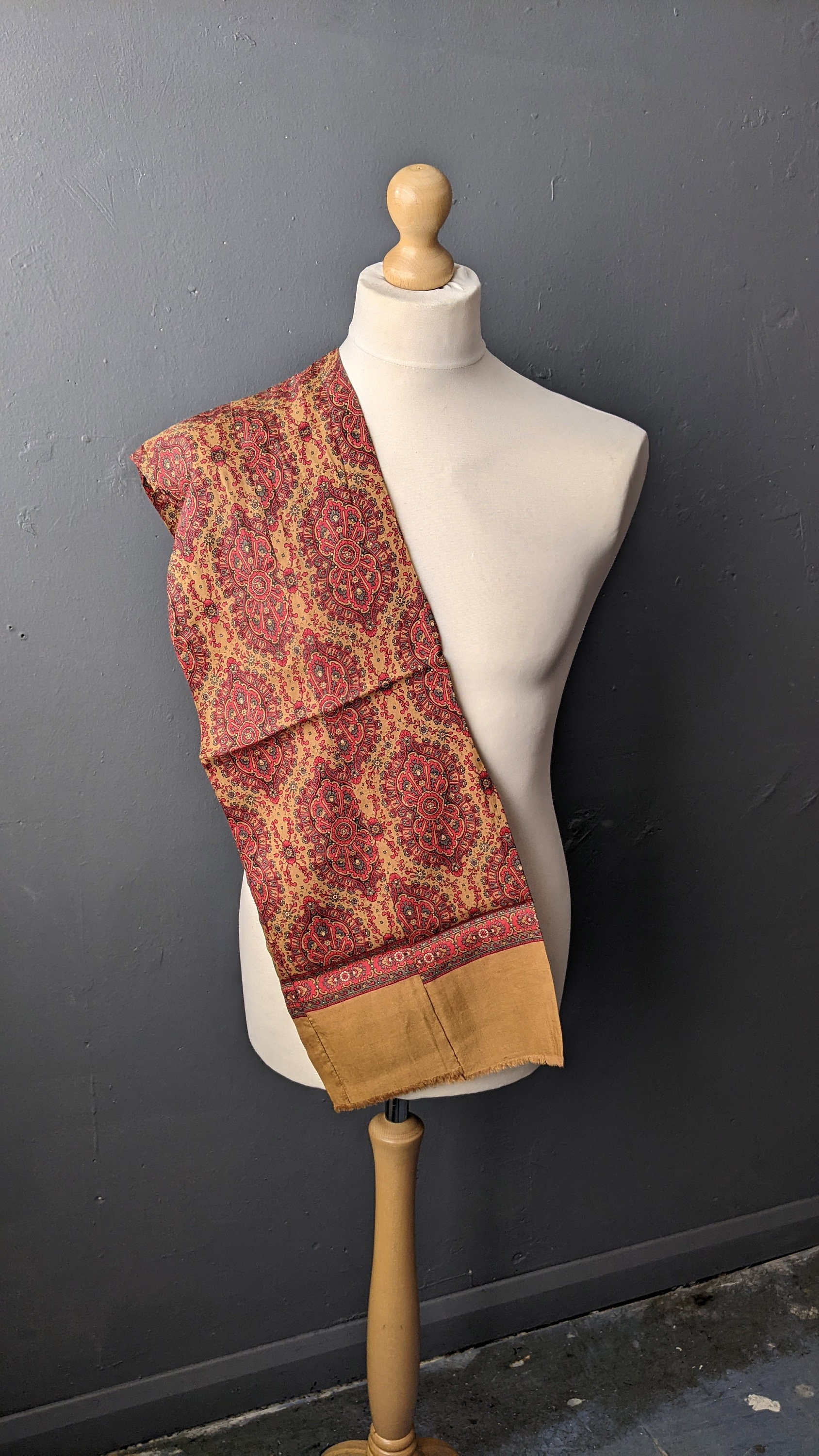 Mens Floral Arabesque Mod Scarf, 60s Bohemian Buti Silk Wool Casual ...