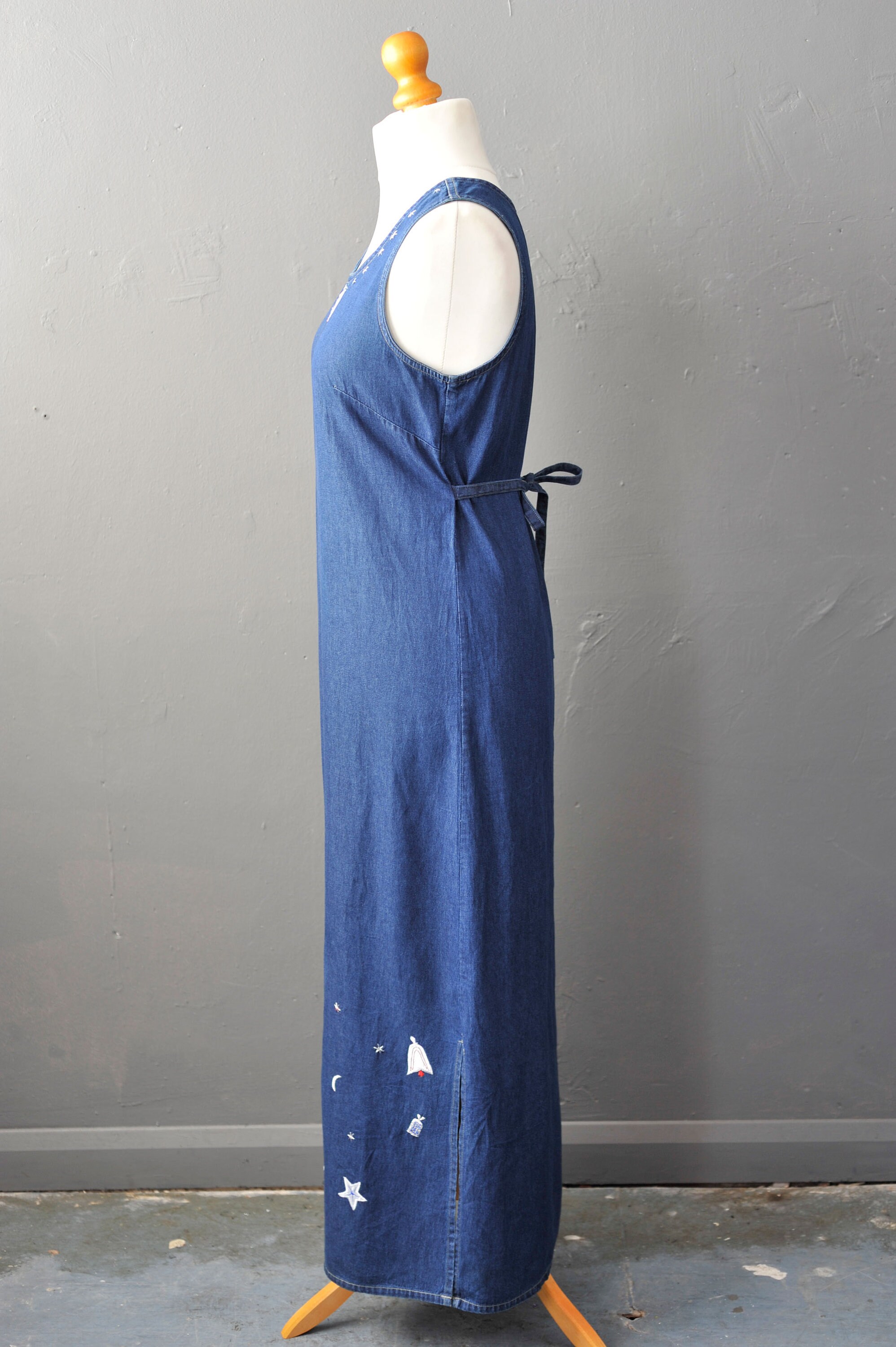 Santa Embroidered Denim Dress 90s Christmas Clothing Size - Etsy UK