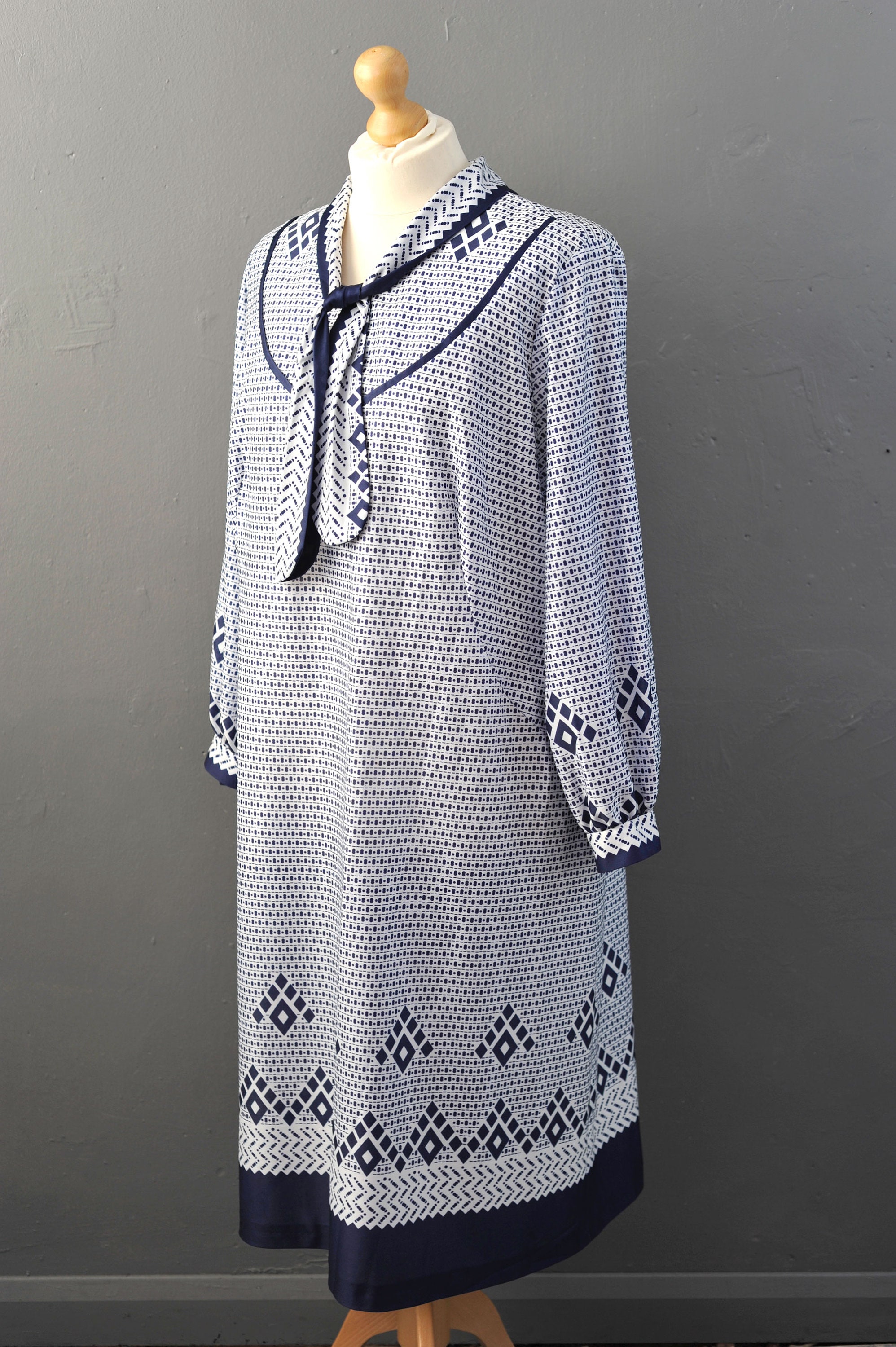 70s Plus Size House Dress With Sailor Collar, Loose Fit Nautical Style ...