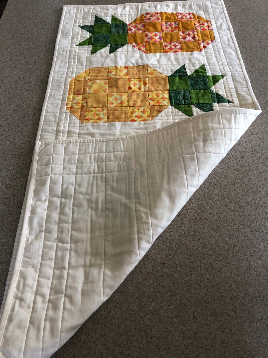 Table Runner Quilted Handmade Pineapple - Etsy