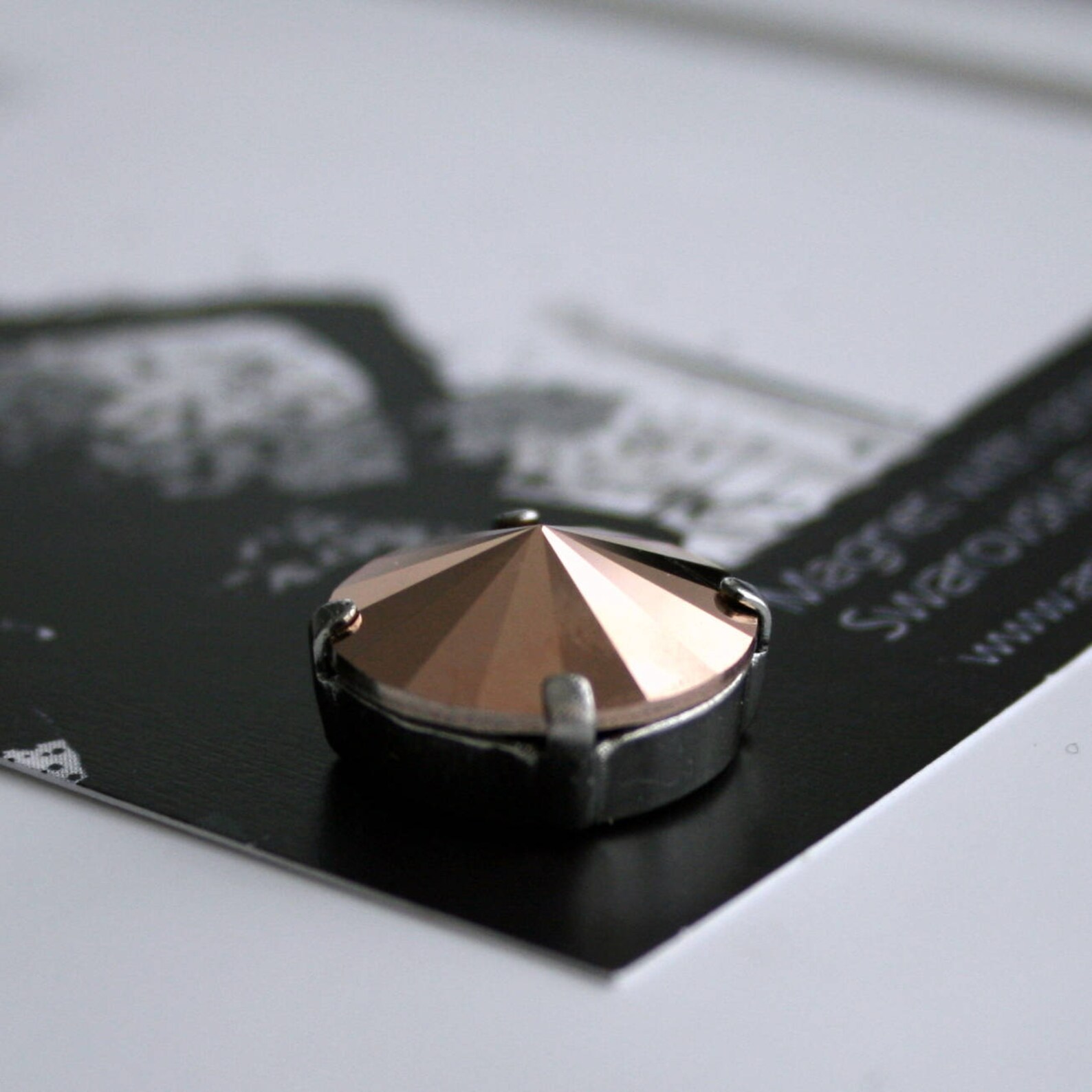 Schmuck Magnet mit original Swarovski-Rivoli "Brillant" Vergoldeter ...