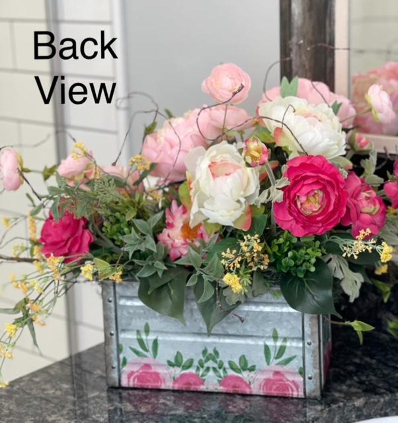 Summer Table Centerpiece, Porch or Patio Table Arrangement, Pink ...