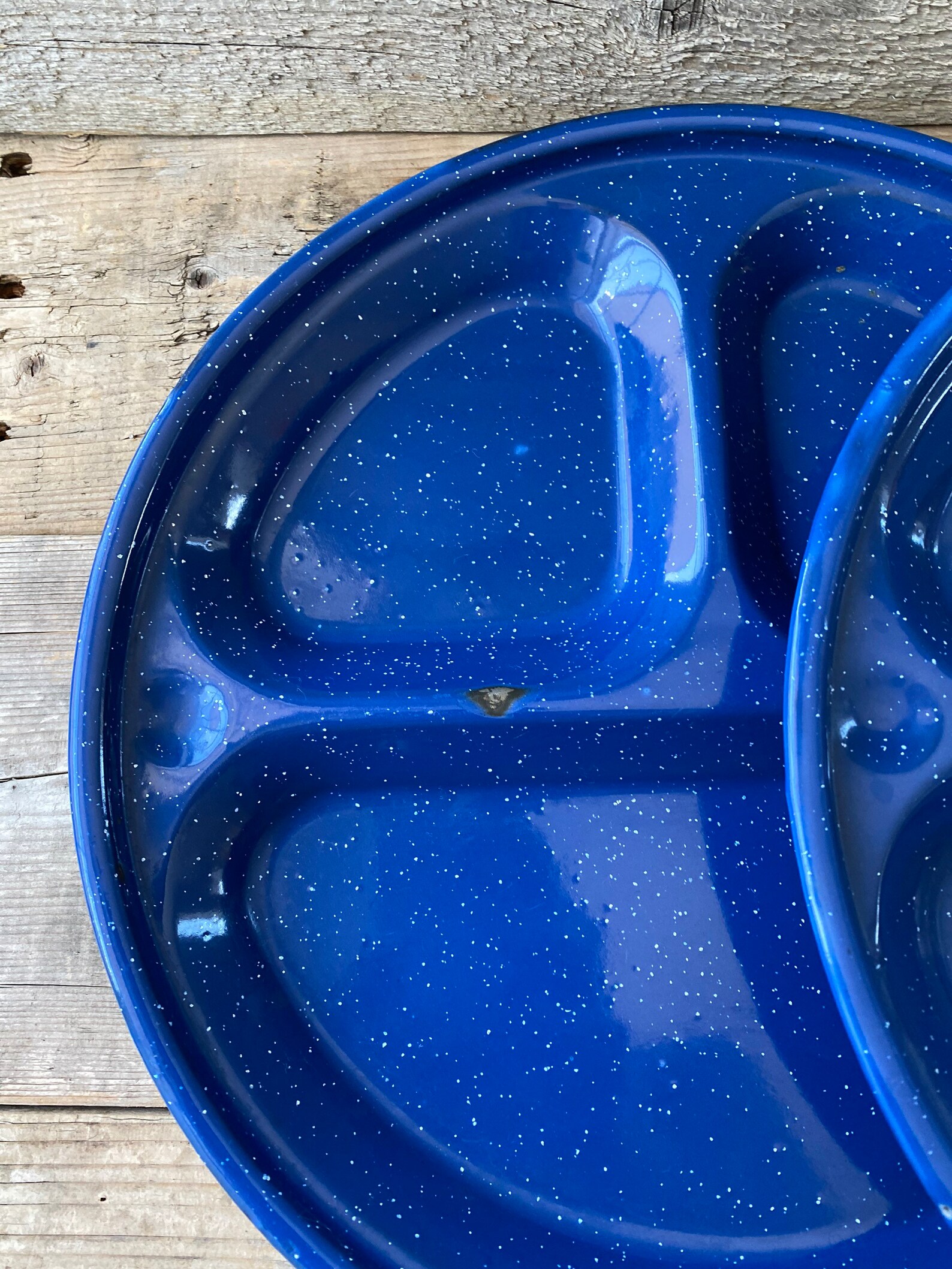 Set of 3 Enamel Plates - Etsy