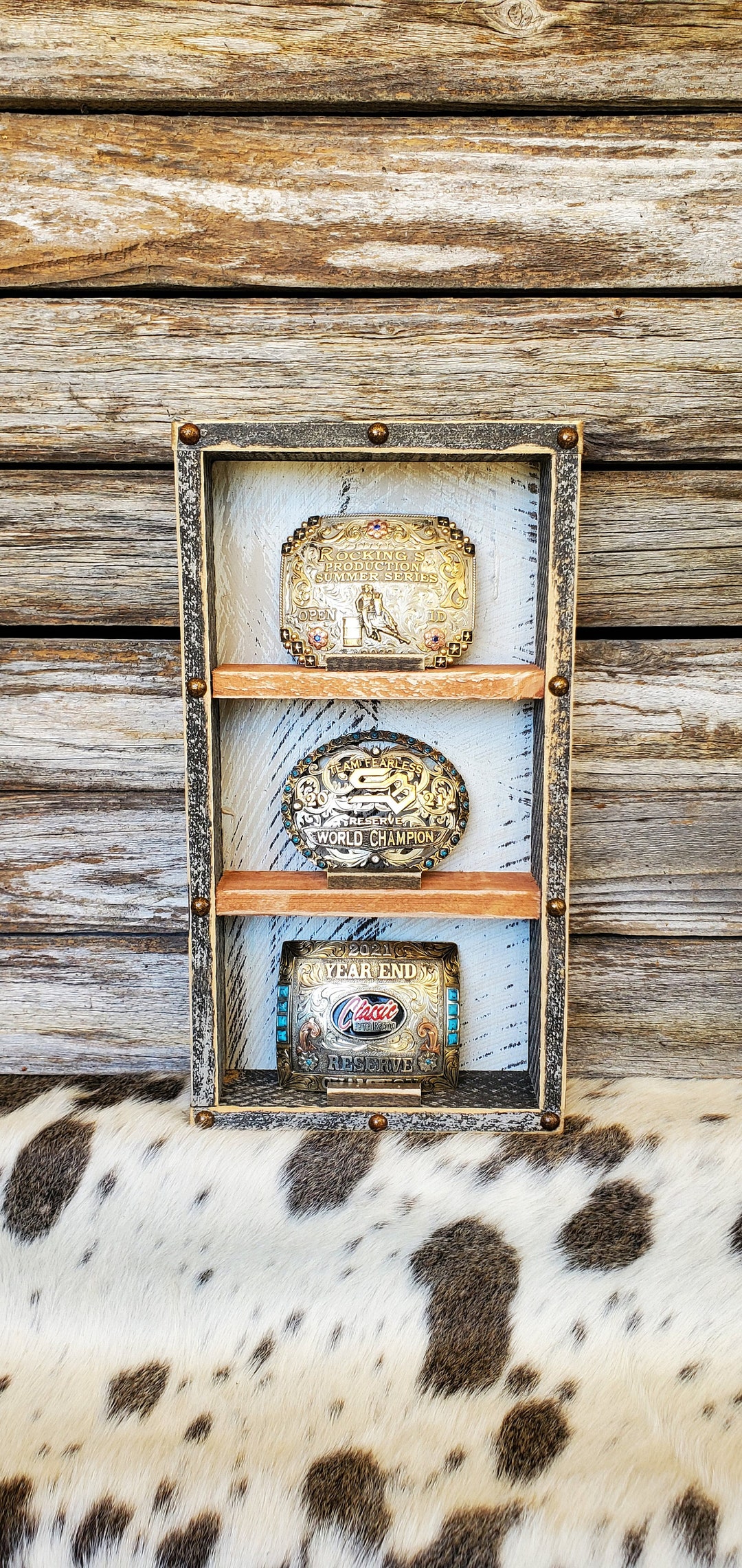 Vertical 3 Count Belt Buckle Display, Case. WHITEWASH - Etsy