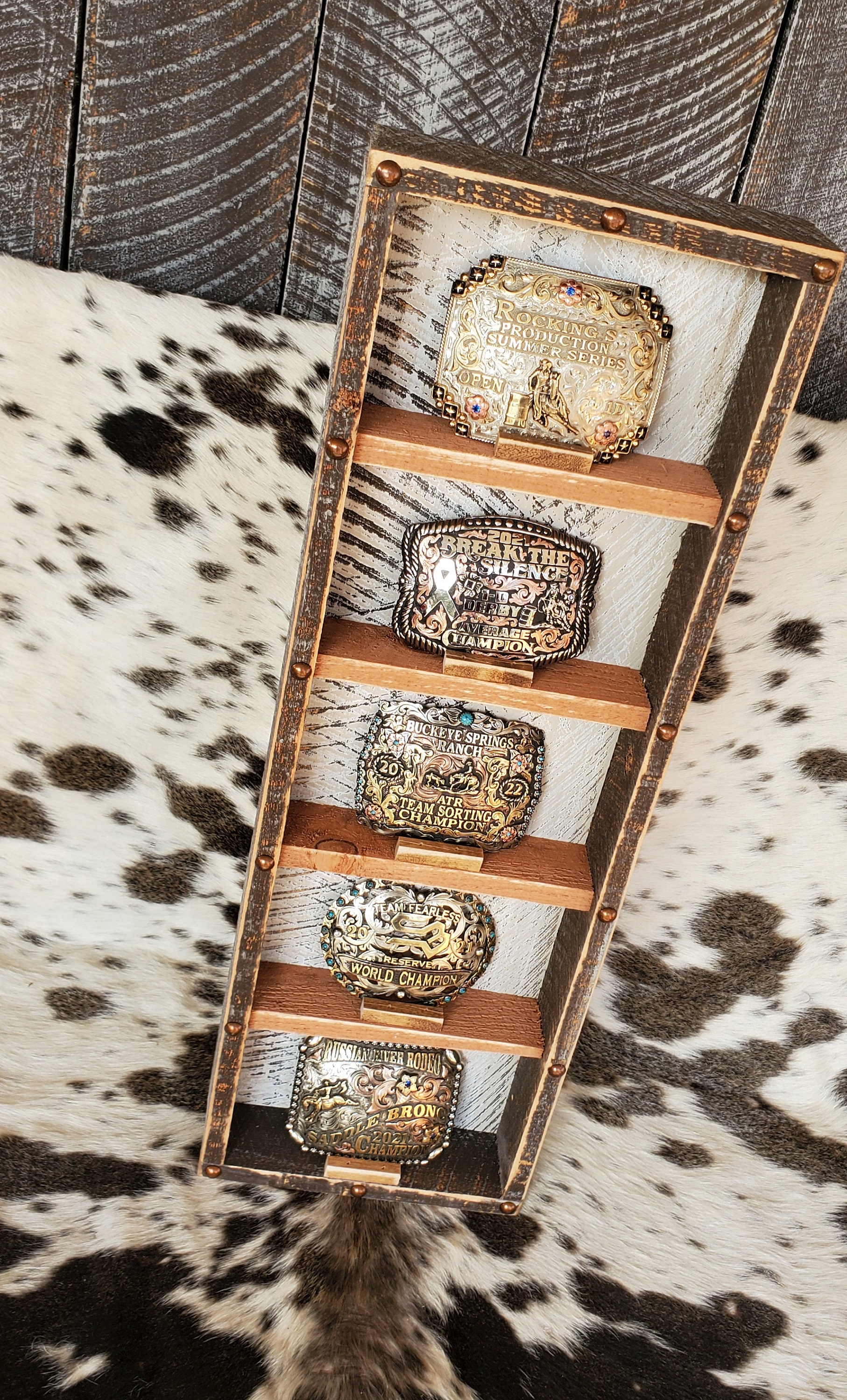 Vertical 5 COUNT Belt Buckle Display, Case. WHITEWASH - Etsy