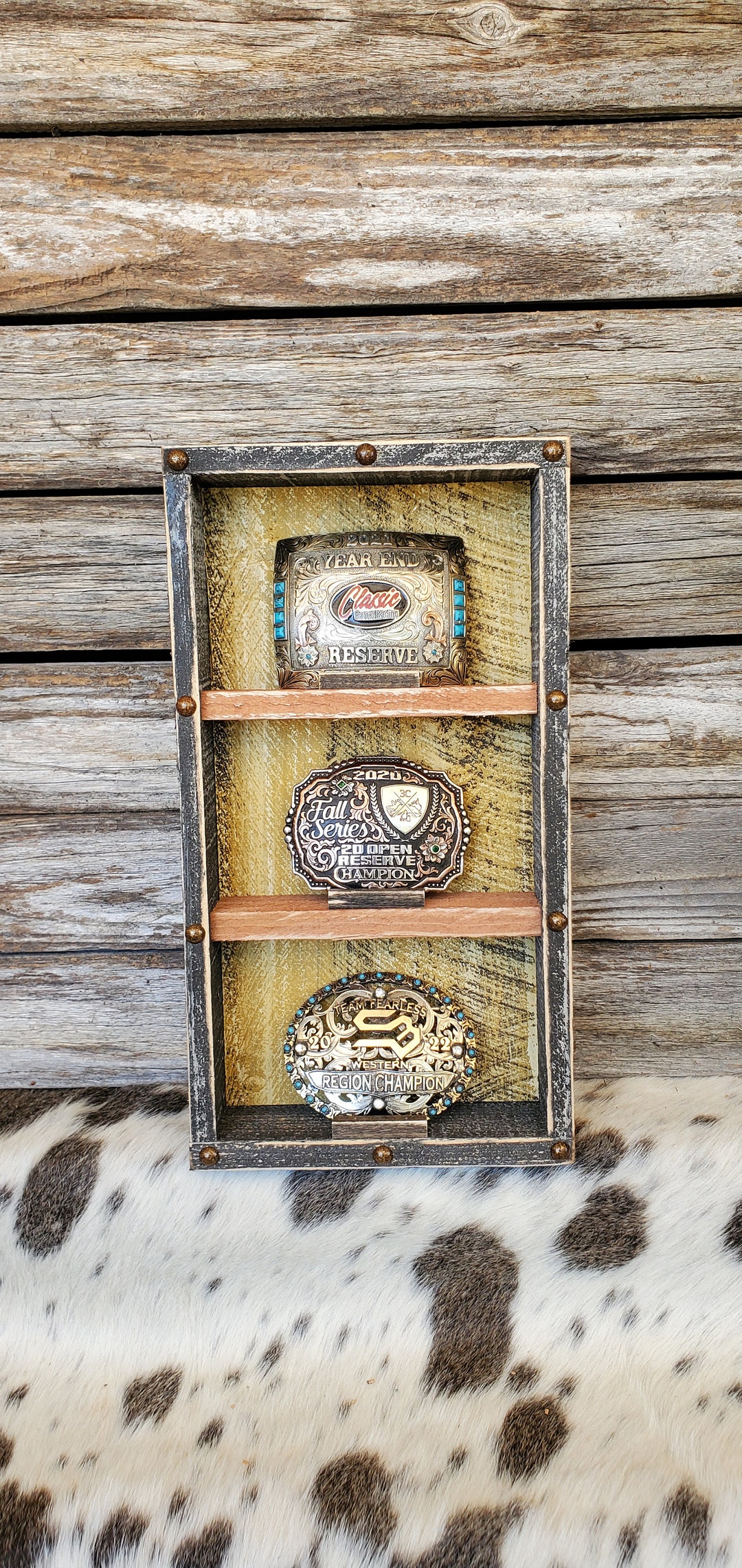 Vertical 3 Count Belt Buckle Display, Case. MUSTARD - Etsy