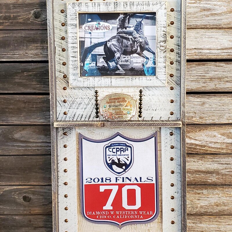 Rodeo Buckle Display - Etsy